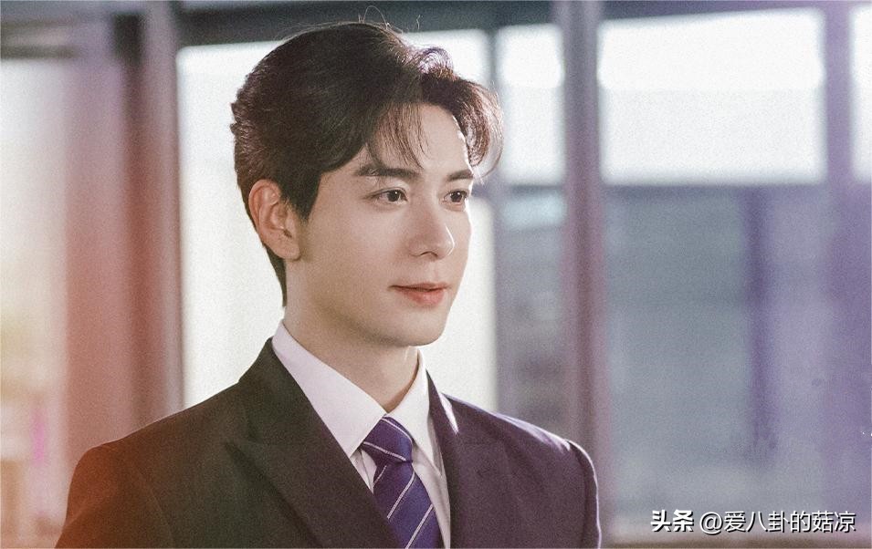 Chen Xingxu has two urban romantic dramas in his hands, and the co ...