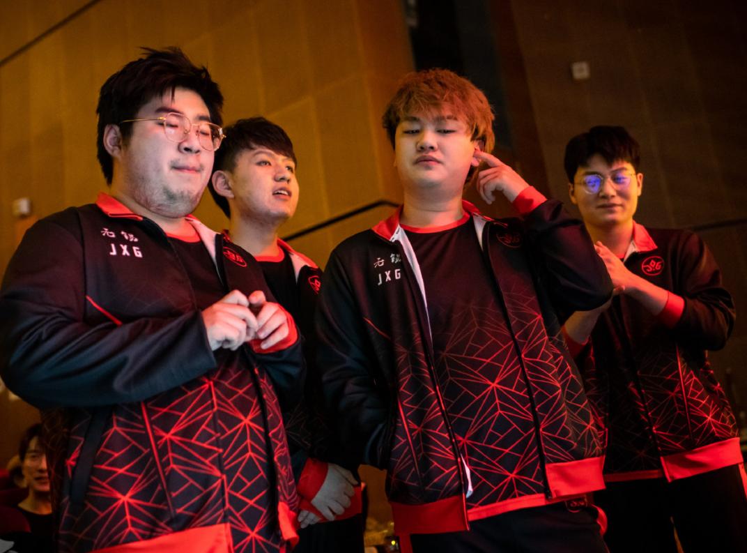 XYG stays at KPL basically stable. MTG, the enemy of a lifetime, is in dismal conditions. The ...