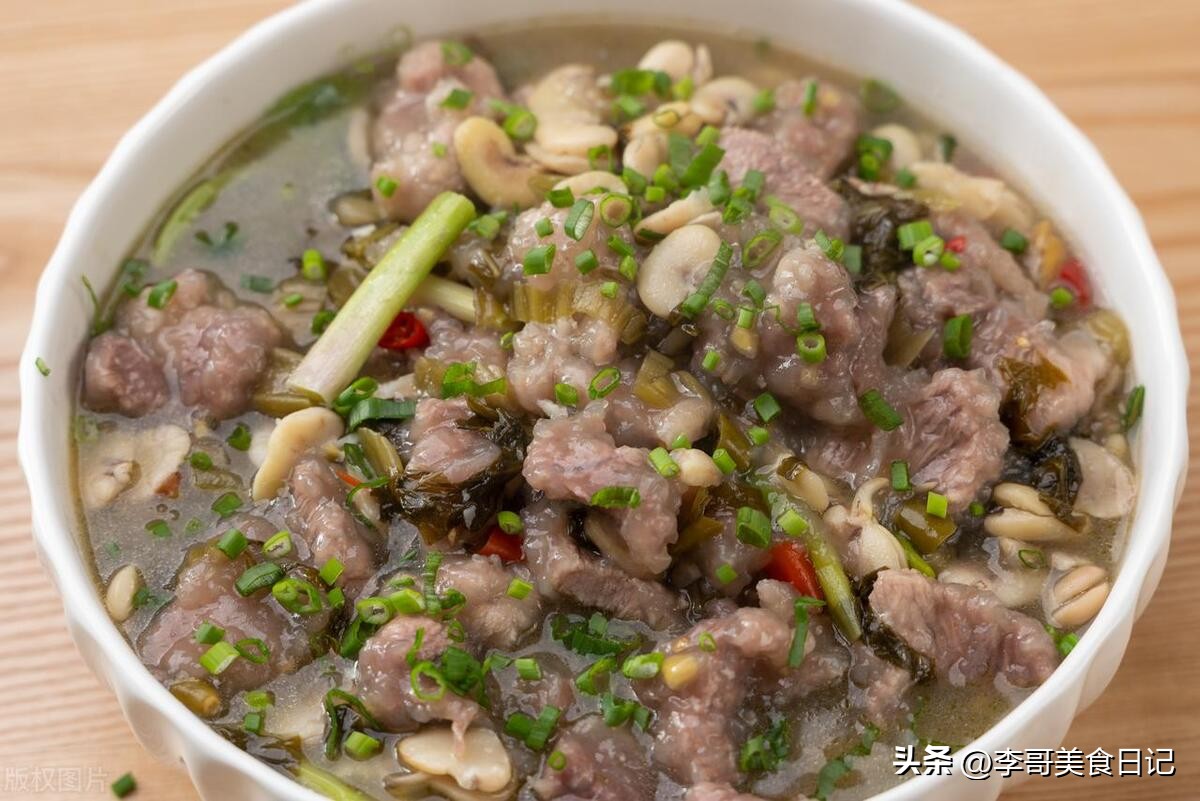 Sauerkraut Pork: An excellent choice to relieve greasy food and satisfy ...