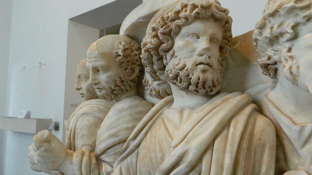 What kind of philosophical thoughts are contained in ancient Roman ...