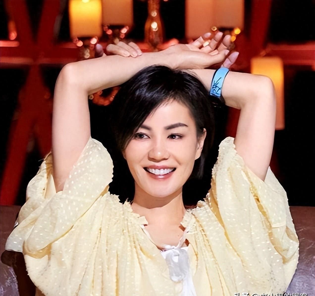 Li Ao: The reason why Faye Wong is aloof is because she has no ink in ...