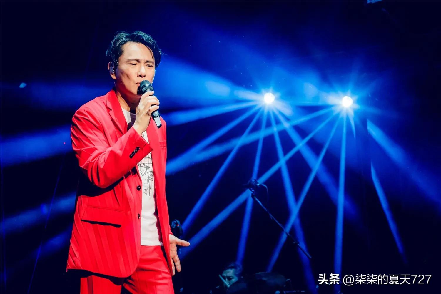 The moment the music starts, the Prince of Love Songs is coming - iNEWS