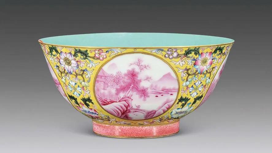 The Characteristics and Evolution of Porcelain in the Kang, Qian and ...