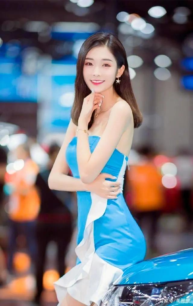 Li Liangliang, the most beautiful car model in 2022 - iNEWS
