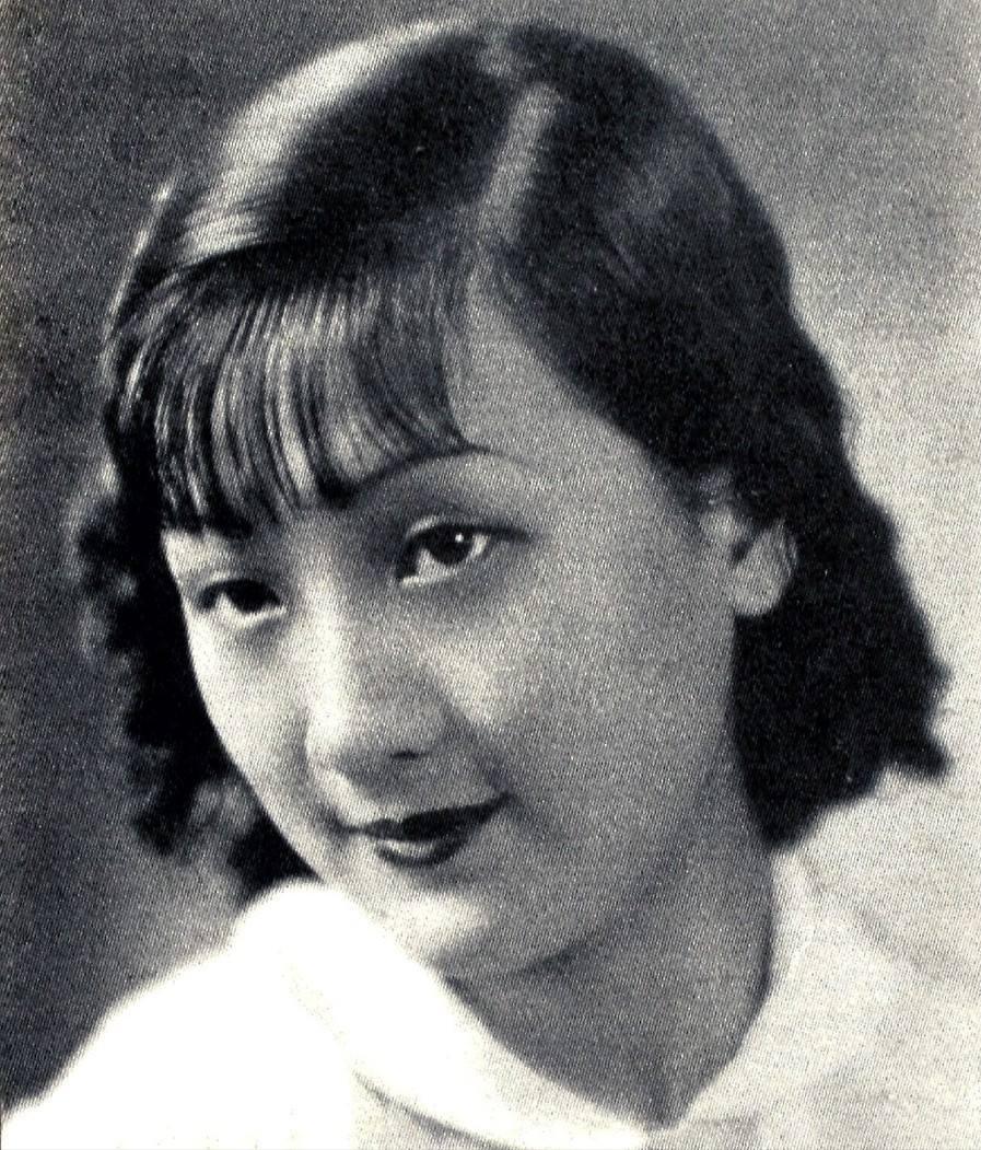 "Queen of Songs" Zhou Xuan: She was abducted and sold by her uncle at ...