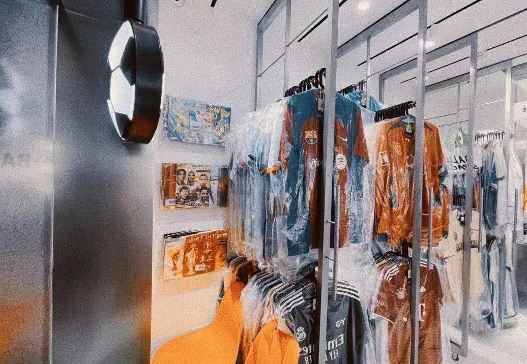 Football fans in Shanghai are in luck! This new store in Jing'an houses ...