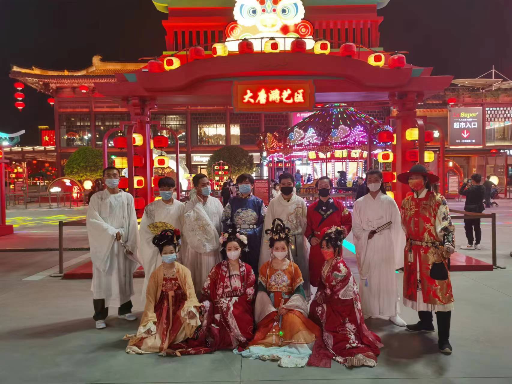 Want to achieve "Hanfu freedom"?Come to Xi'an - iNEWS