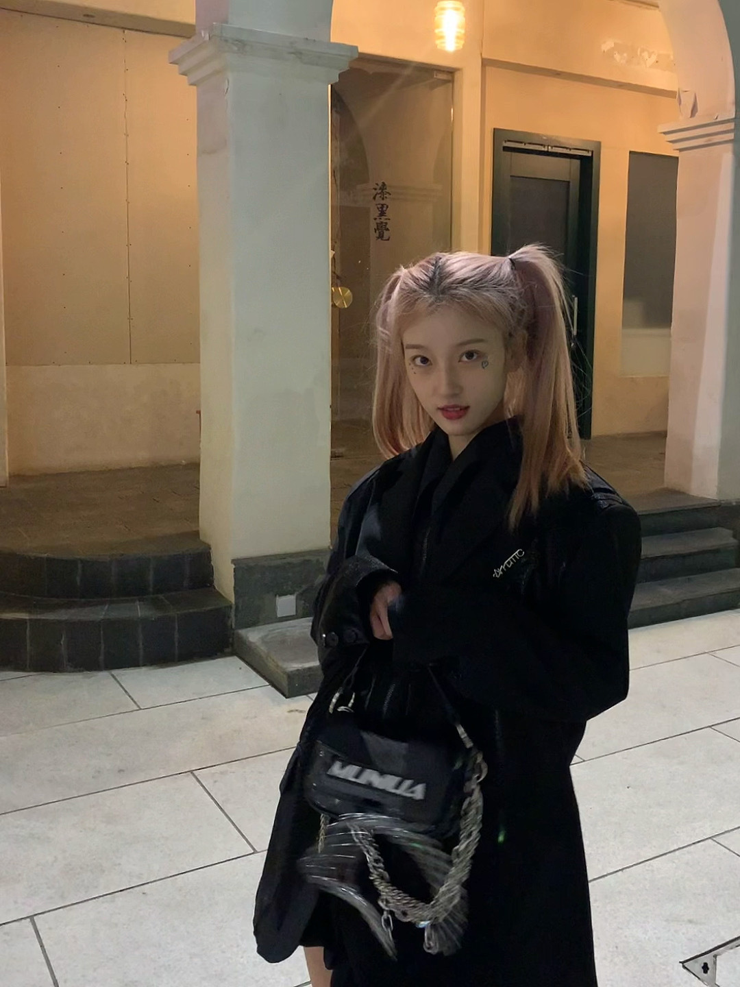 Goddess Sun Xiu - iNEWS