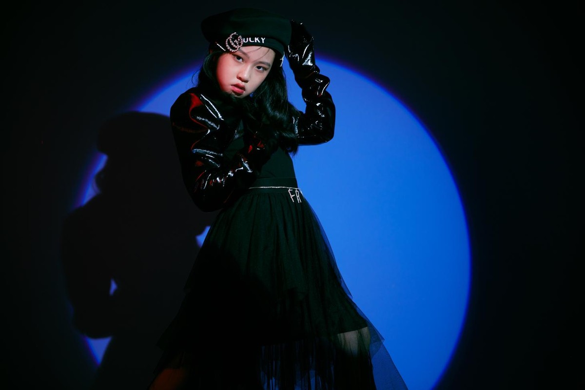 Song Jiaxuan (Guoguo): Rising star, born to the sun, rushing to the ...