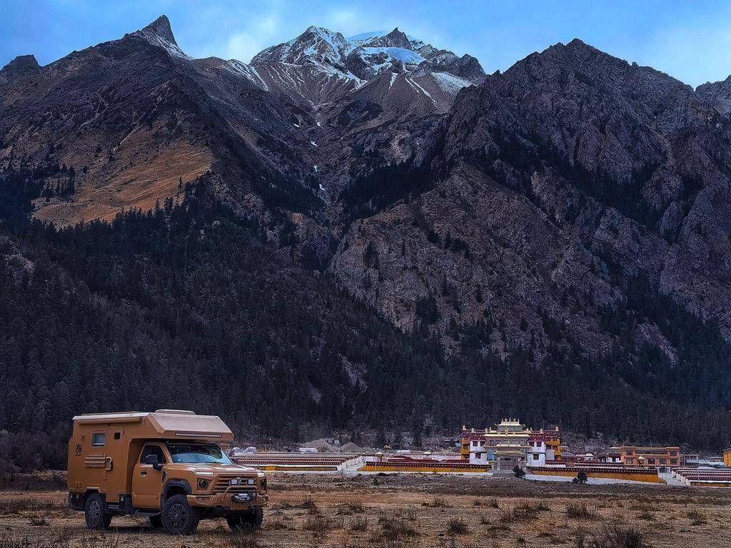 Practical, easy to use and durable domestic off-road RV Dongfeng ...