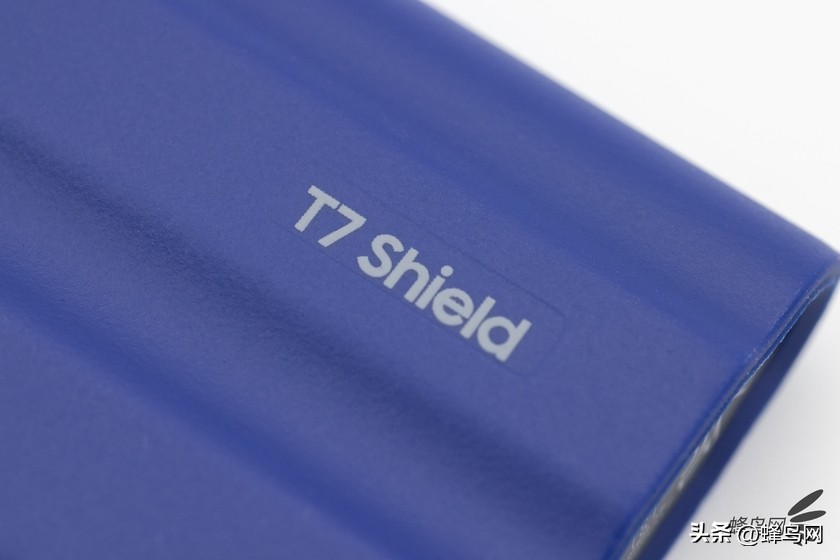 Stylish, Lightweight and Highly Protective Samsung T7 Shield PSSD ...