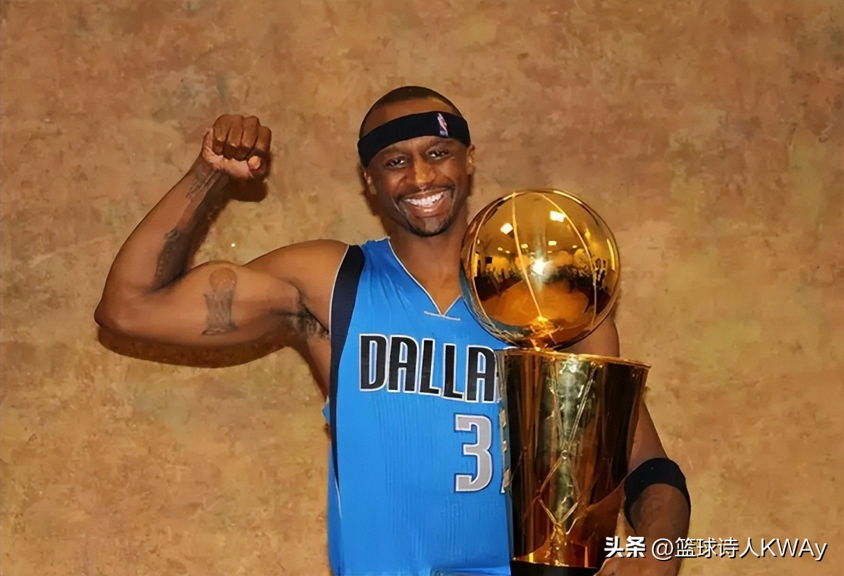 "Jet" Terry signed 6 contracts in his 19-year career, an important ...