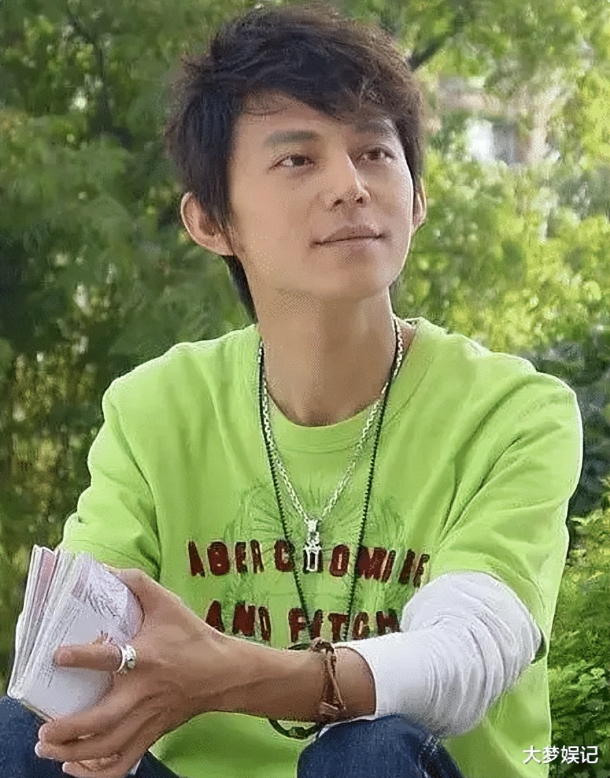 He Jiong's young and handsome photos are exposed!Netizens were shocked ...