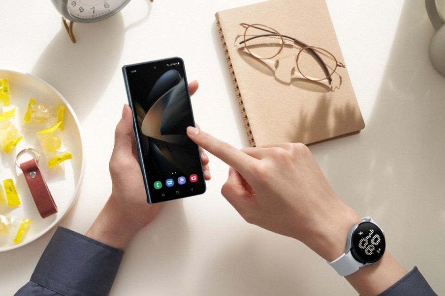 The three forms are different, Samsung Galaxy Z Fold4 interprets the ...