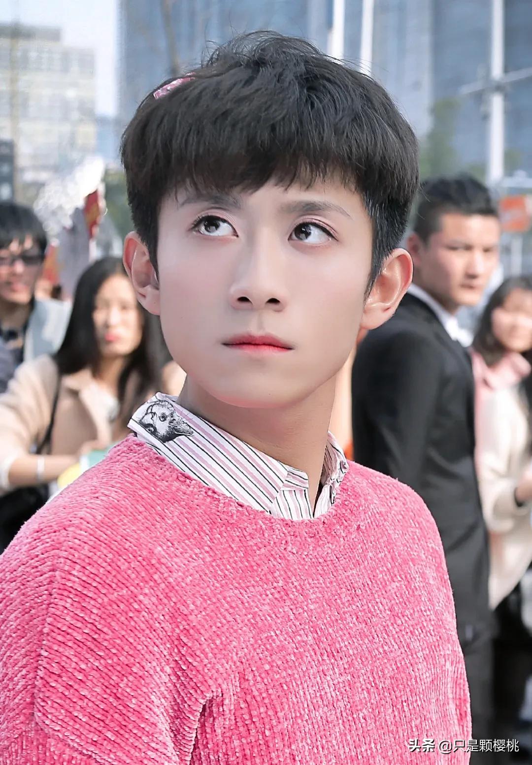 Zhang Yishan's new relationship is she who drives a Ferrari and sits in ...