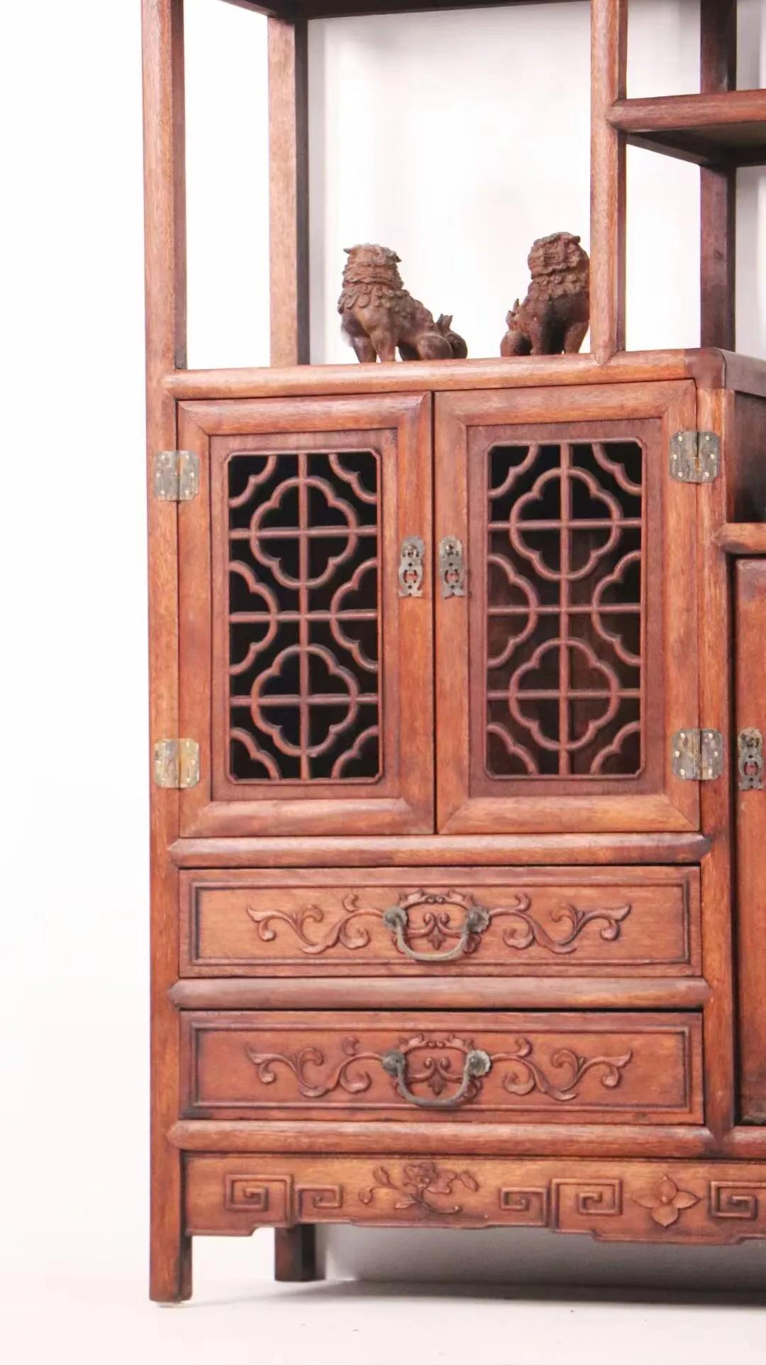 A pair of Huanghuali Duobao Pavilion - iNEWS