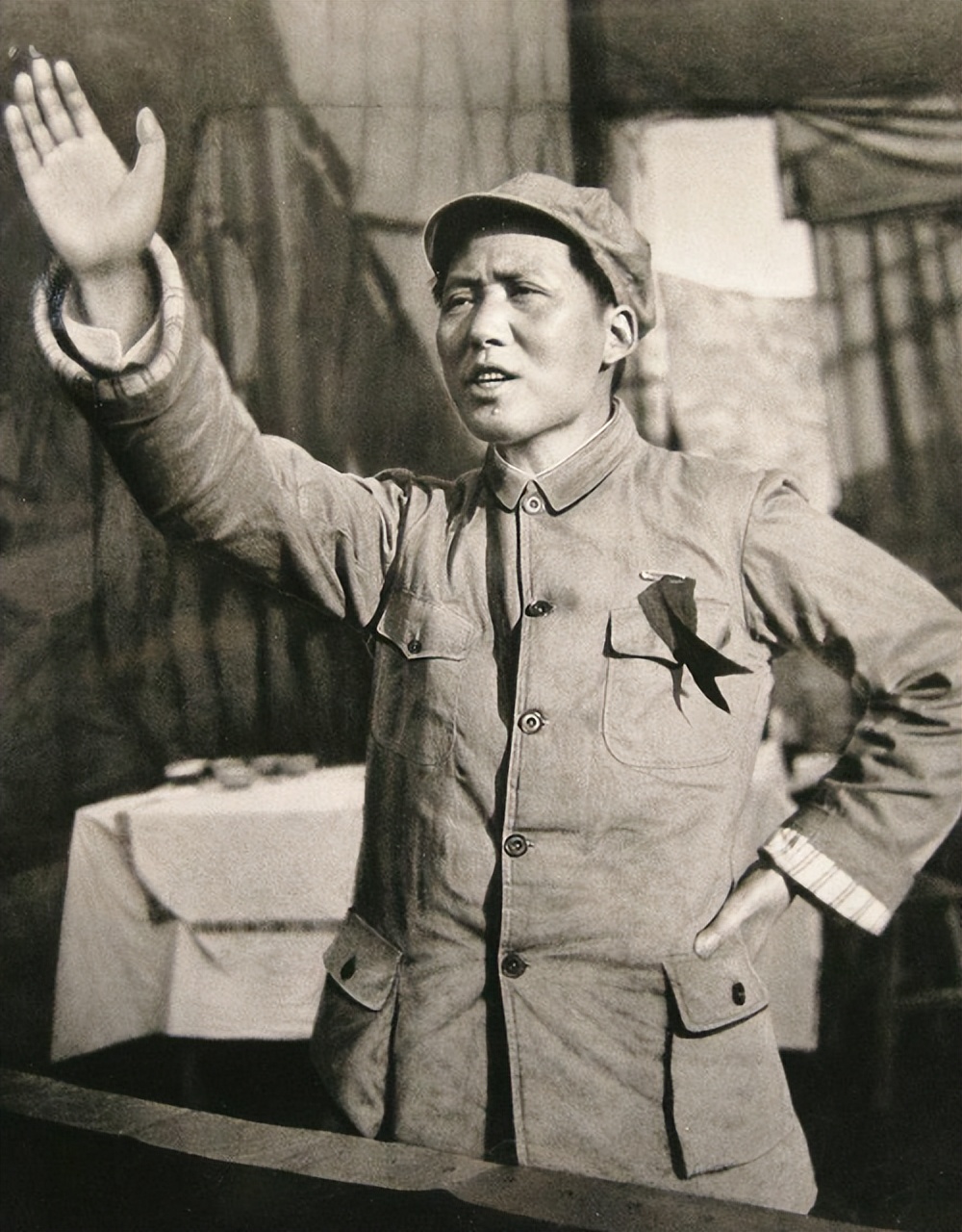 Mao Zedong never went to a military academy. Why is his military level ...