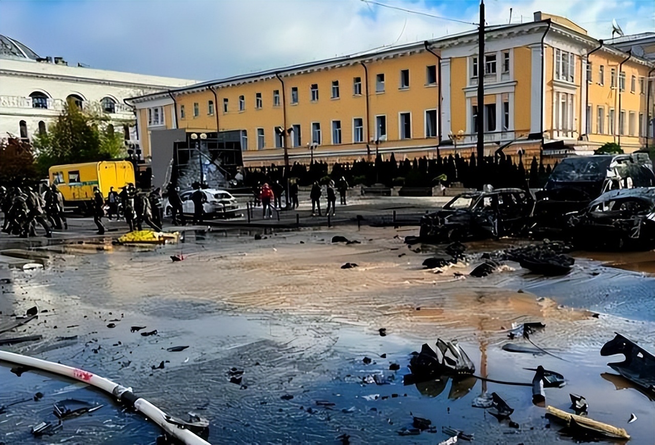 Ukraine is crazy, Russia warns China? Something big is about to happen in Kiev? Evacuate quickly ...