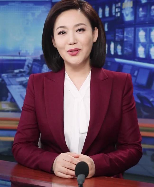 CCTV anchor Zheng Li: She and her husband Ding Ke have been worrying ...