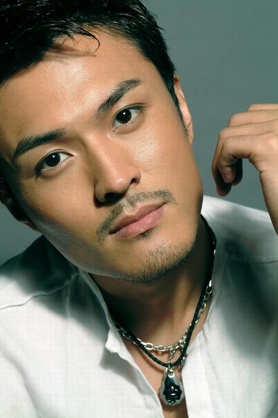 Yu Xiaowei: In love with Gao Yuanyuan, he has not been popular for 21 years since his debut, and ...