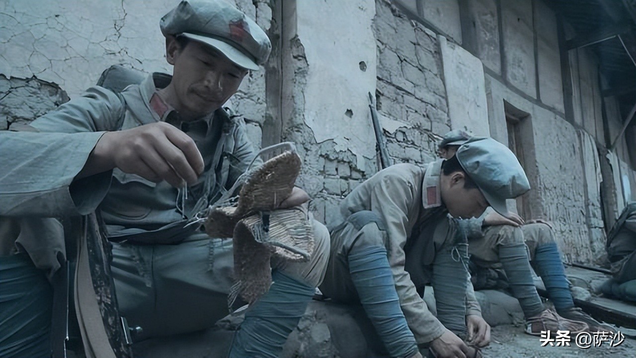 How do soldiers sleep on a war-torn battlefield? On May 4, 1928, Jinggangshan joined forces - iMedia