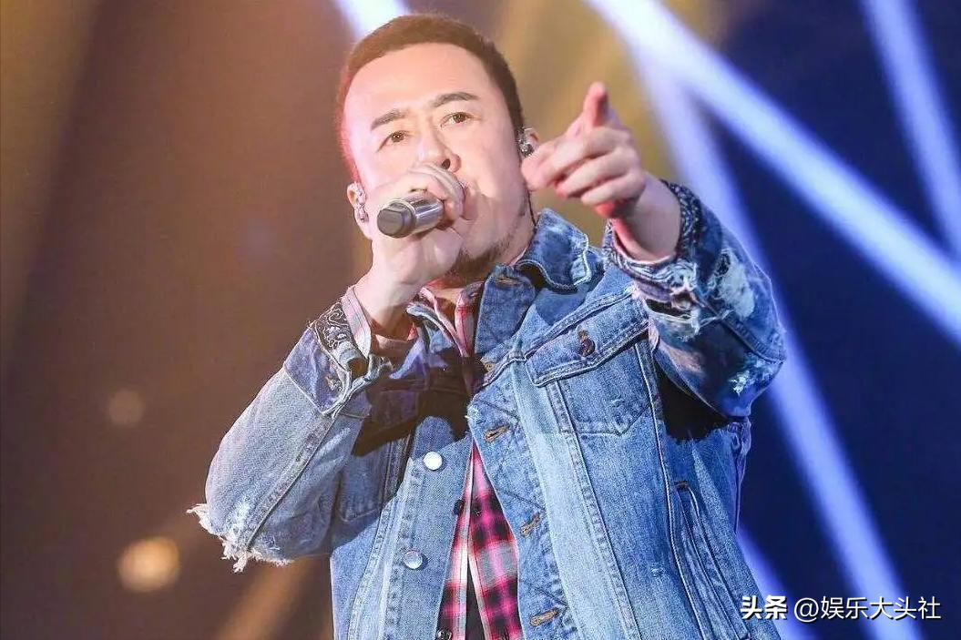 From a singer tutor to a street singer, Yang Kun's current situation is ...