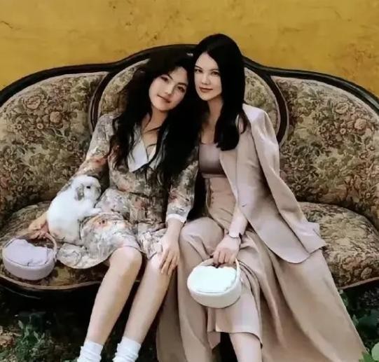 From Guo Jingjing's daughter and Li Xiang's daughter, we can see the ...