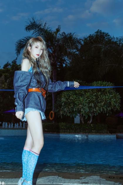 What brand is Naiwan from?He was once bombed on the Internet for being ...