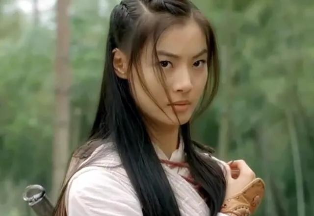 The Iron Umbrella Monster Yue Ting was a fledgling and didn't know the ...