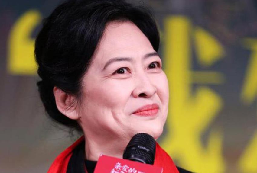 Actor Xu Di: She has been in love with her first love husband for 41 ...