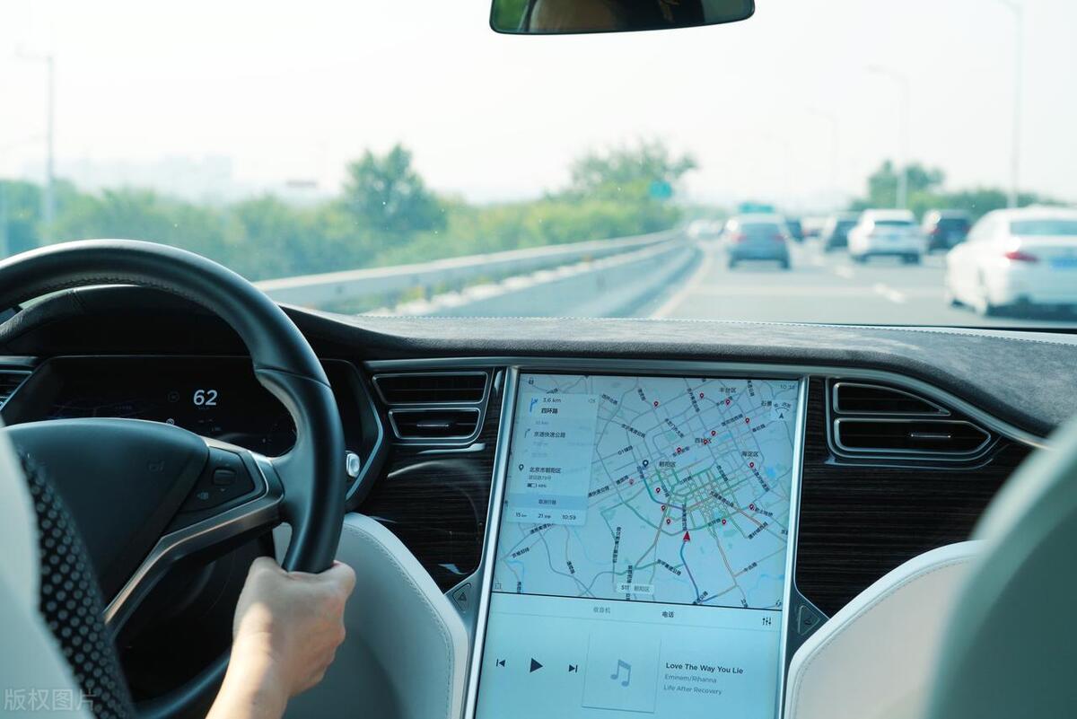 The difference between automatic driving and assisted driving - iNEWS
