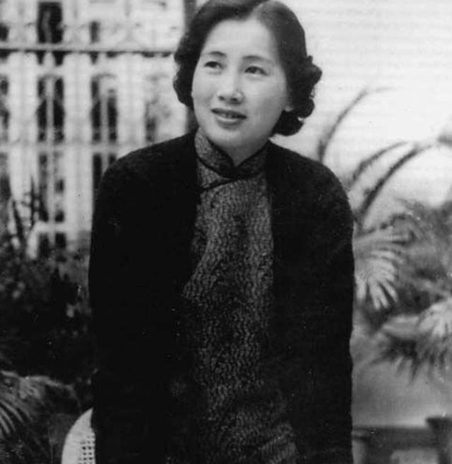 The wife of New Fourth Army Commander Ye Ting, she was known as the ...