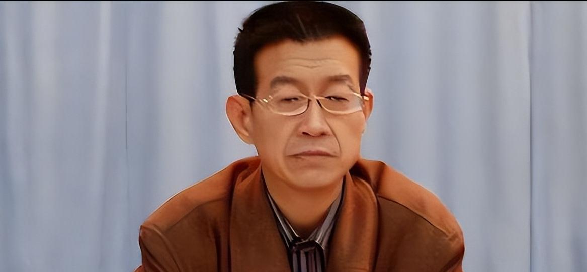 After the death of the former Vice Premier Ji Pengfei, his wife Xu ...