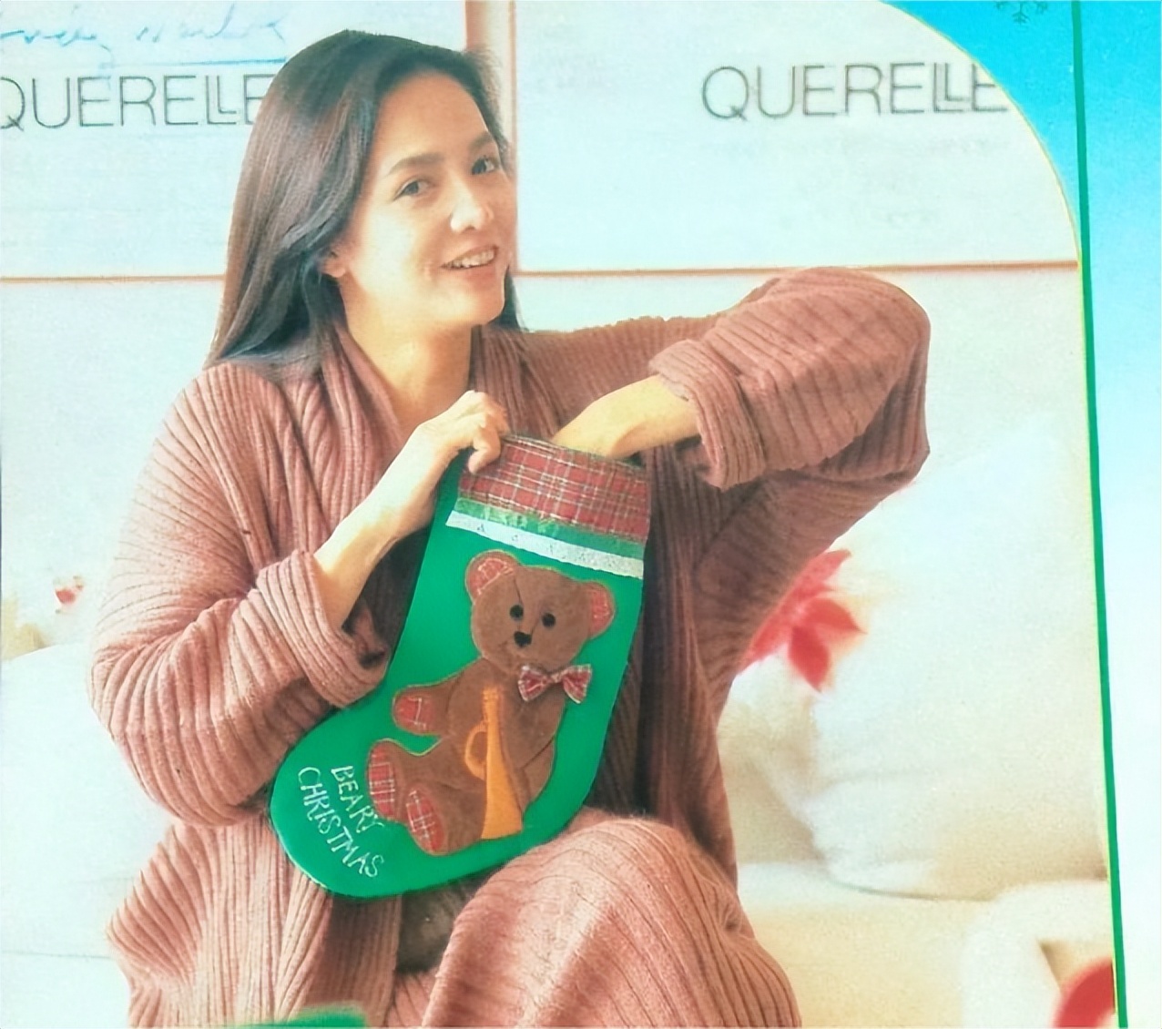 Zheng Yuling took a full-body photo, and her face-lifted face was ...