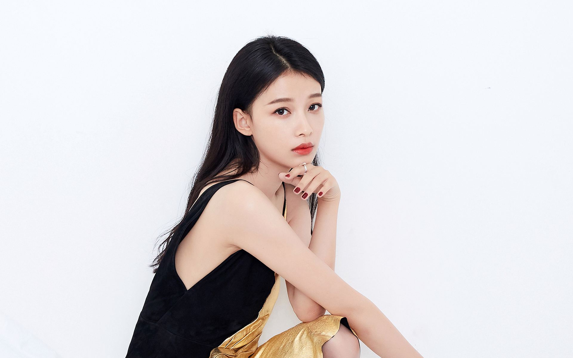 Small gossip: Wang Junkai Lu Han Sun Yi Song Qian Cai Wenjing Yi Yang ...