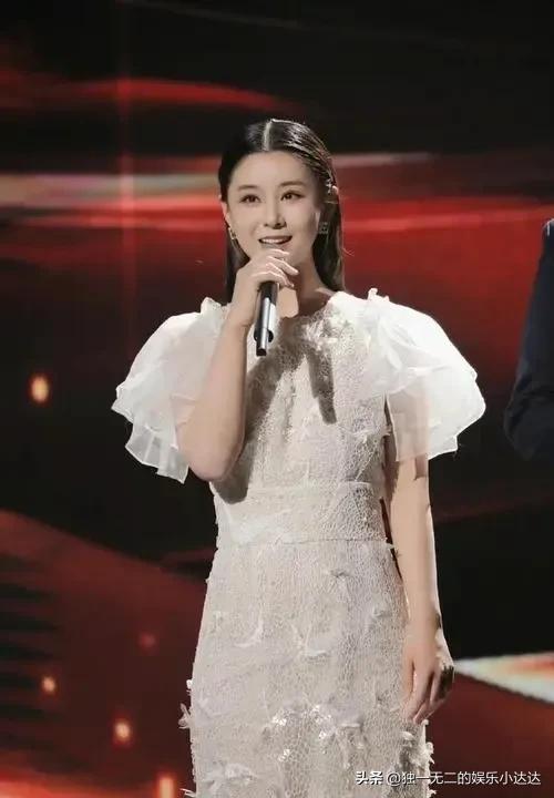 Li Xiaomeng: A talented actor of the new generation. - iNEWS