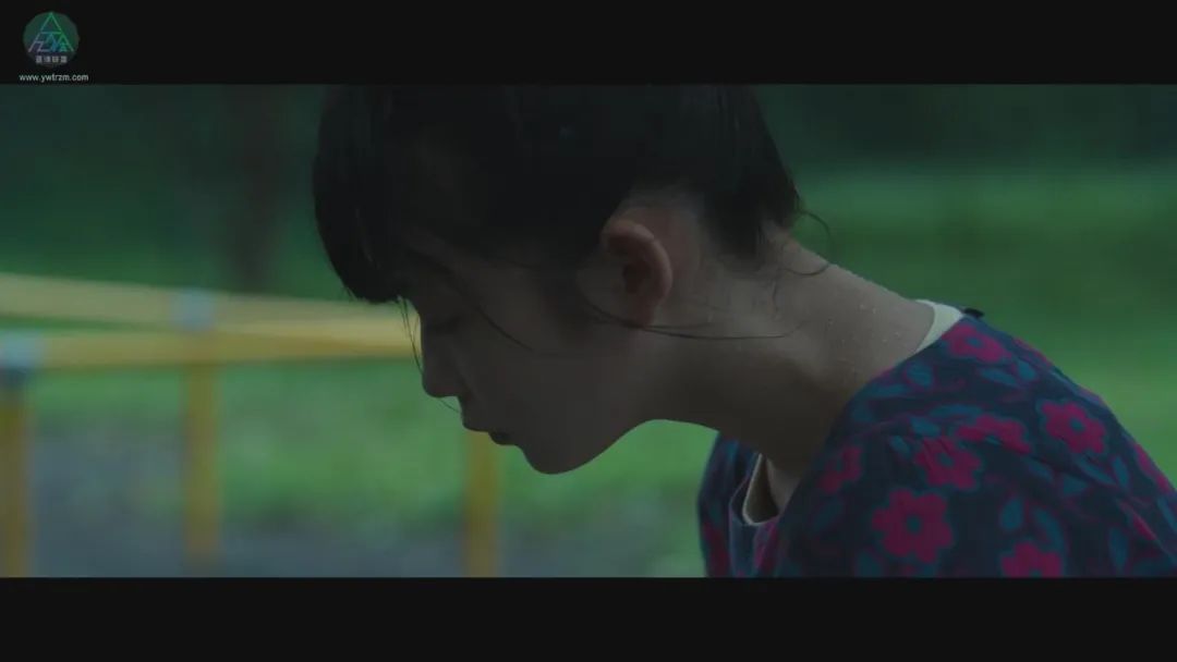 The second male lost 30,000 fans after his performance!Bold ...