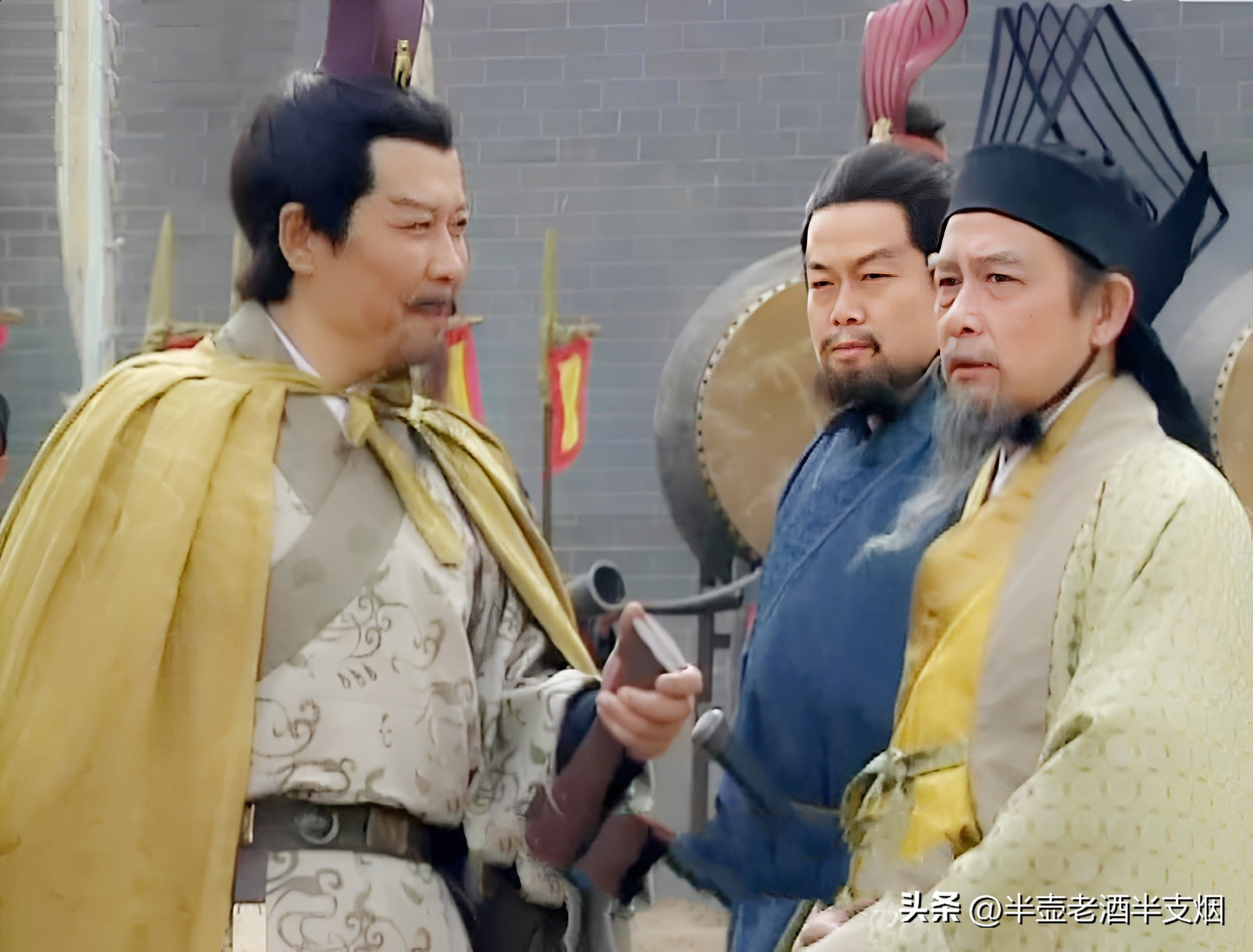 Guan Yu lost Jingzhou and Lu Xun burned Yiling because Liu Bei was suspicious. Why did Zhuge ...