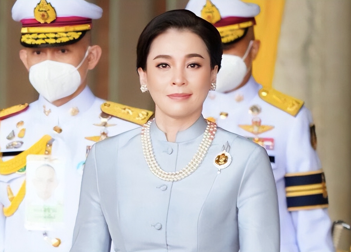 Intertwined Love and Power: Uncovering How Suthida Became Indispensable ...