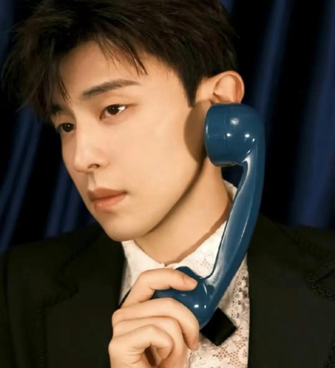 Ten charming small-eyed male stars, one is more handsome than the other ...