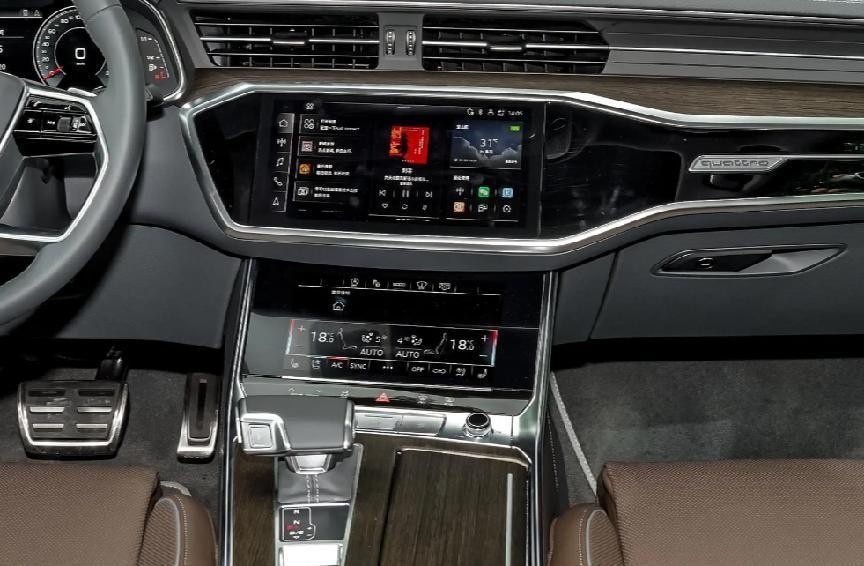 SAIC Audi A7L is comfortable enough for space, and luxurious interior ...