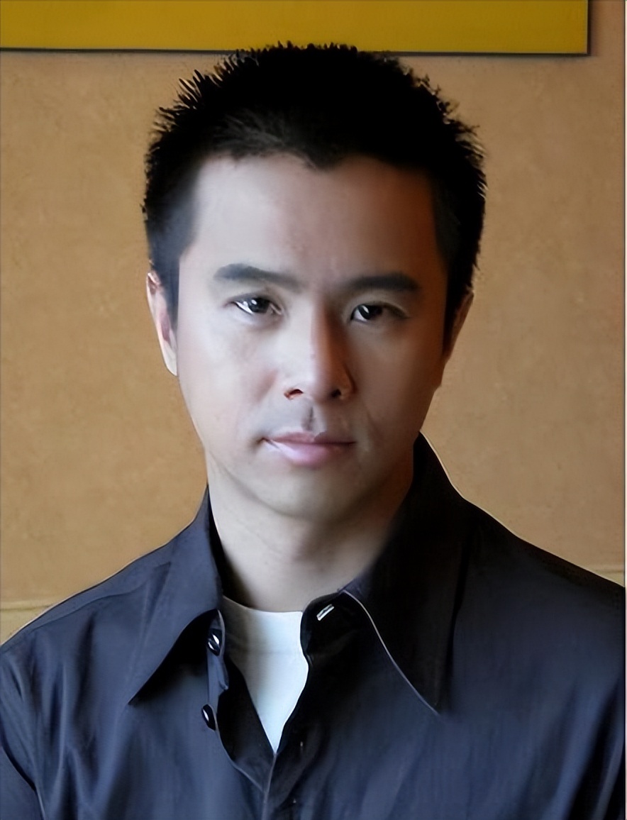 The popular male singer is half the sky in the singing world, but now ...