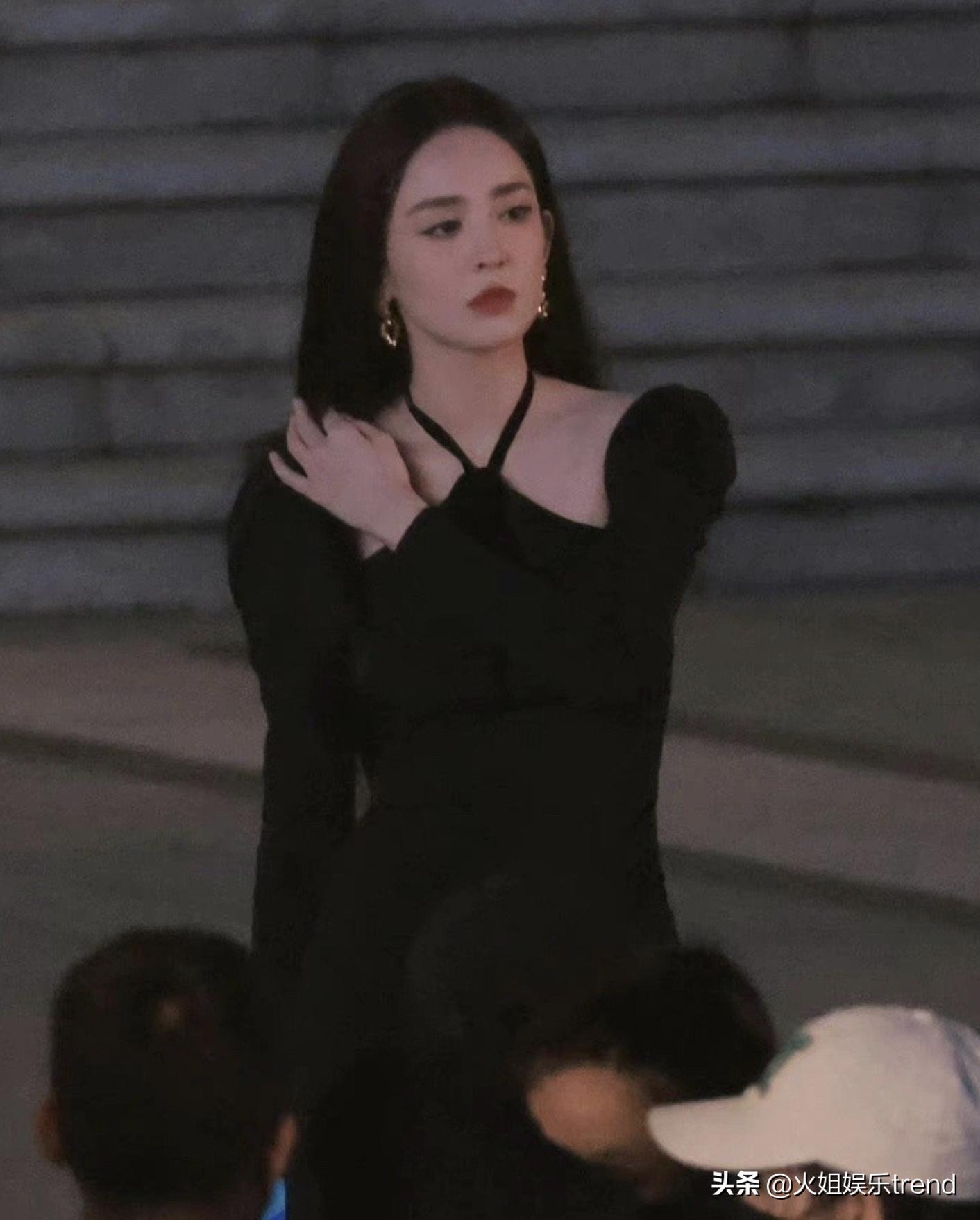 Nuozha's new drama Reuters picture is exposed, with fair skin ...