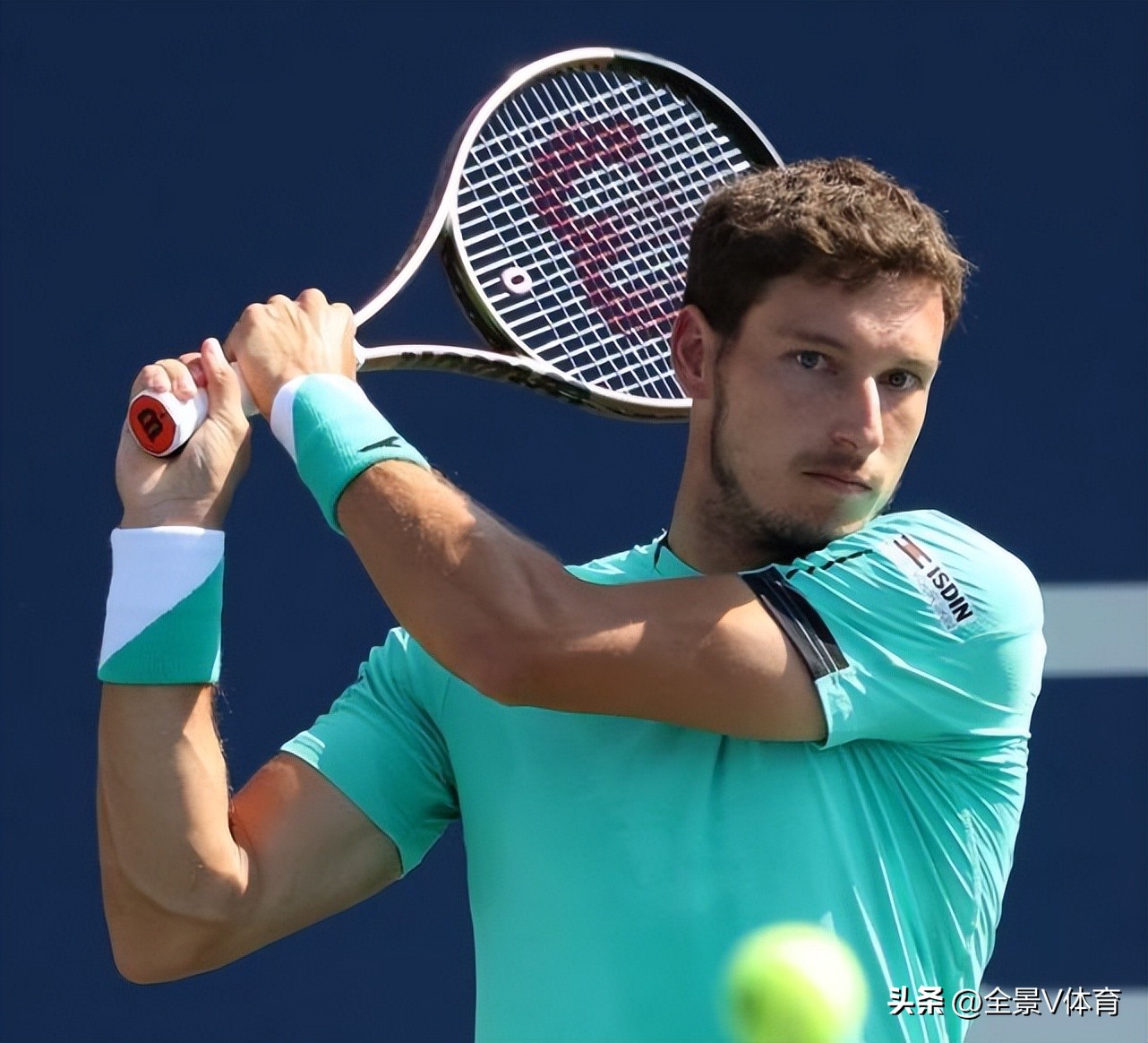 The former champion is out!Tim lost to the No. 12 seed in four fierce ...
