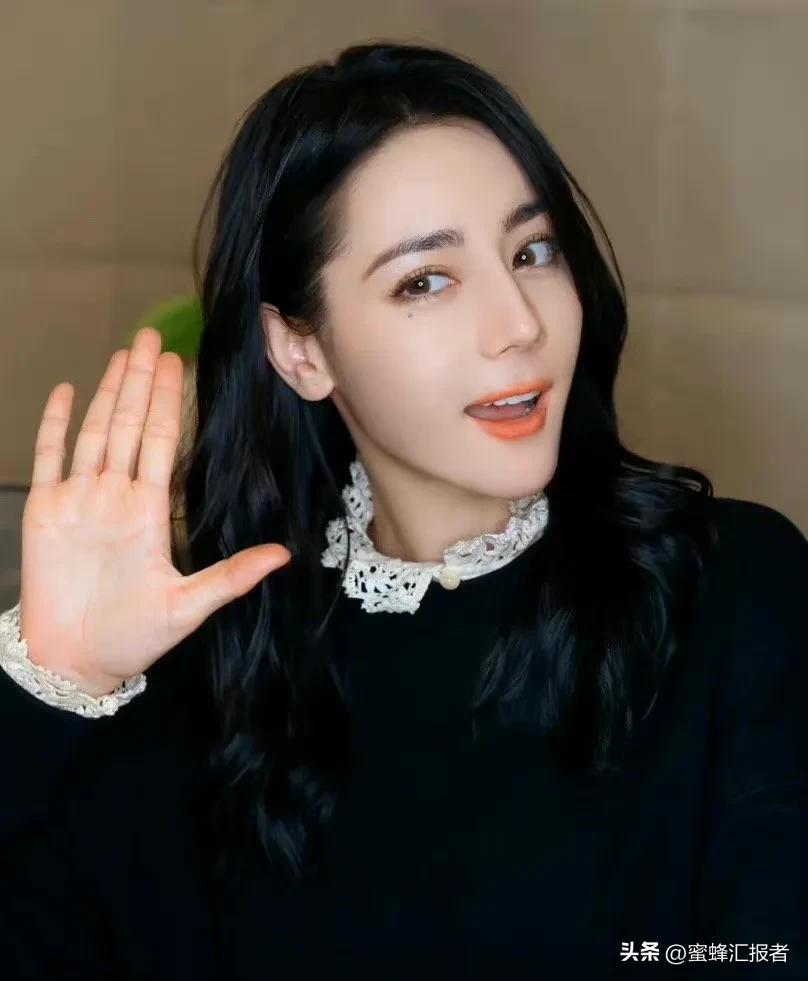 Su Xing took a photo with his girlfriend, Di Lieba will sue the ...