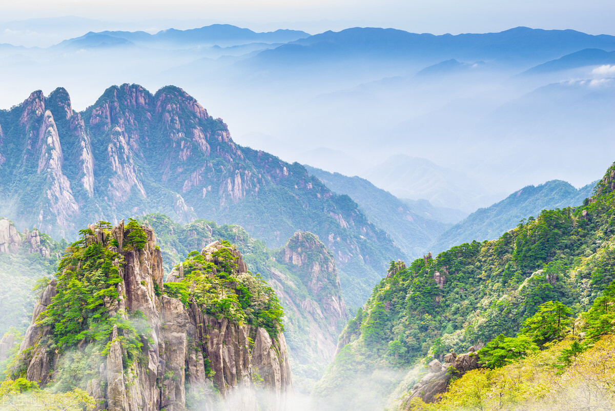 The head of the Five Sacred Mountains looks to Mount Tai - iNEWS