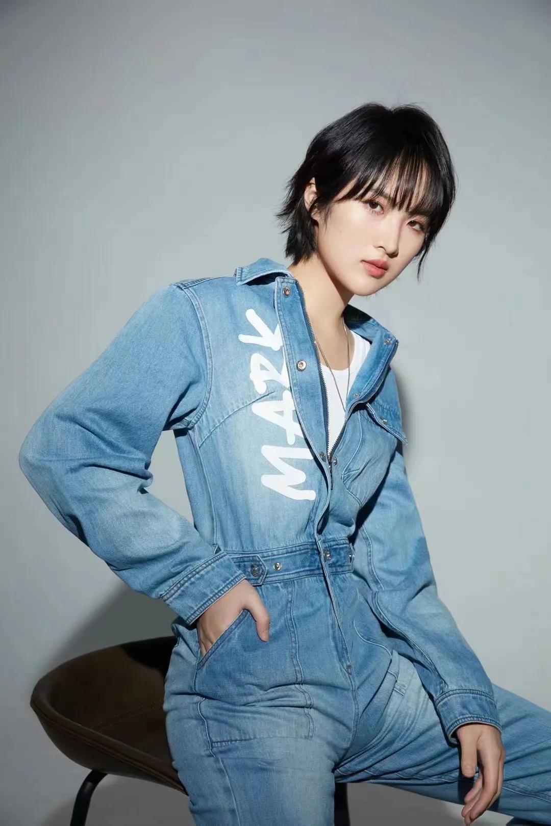 Anna Yao: Unrestricted display of multi-faceted self - iNEWS