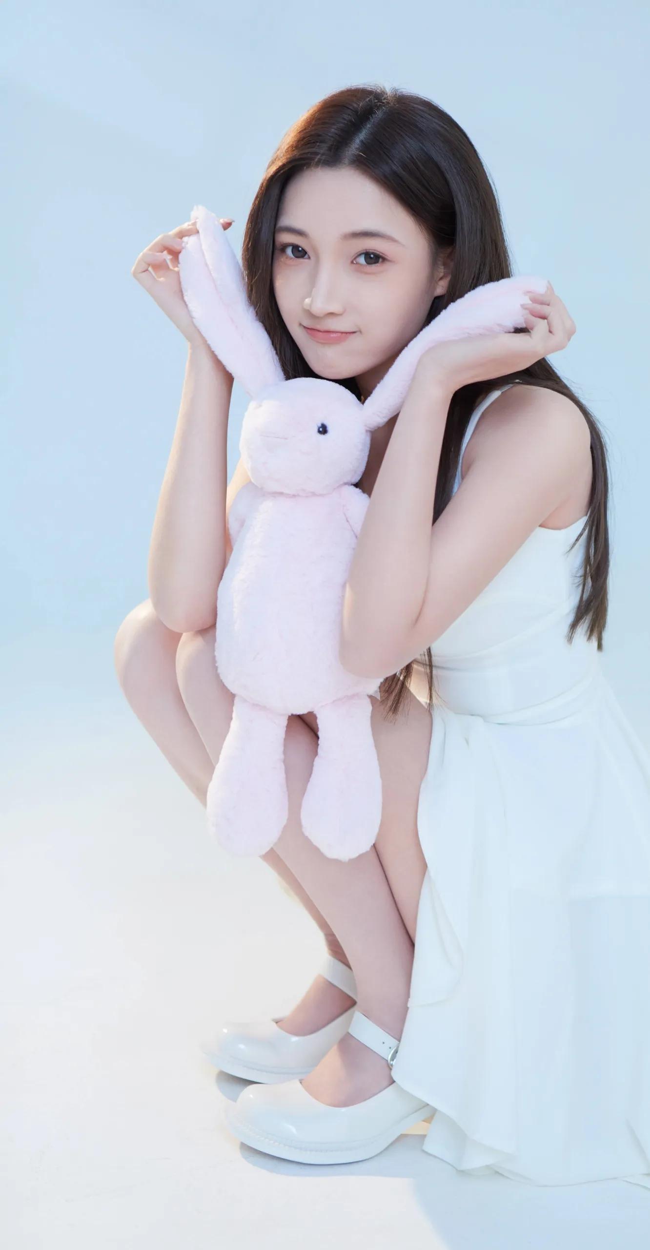 "Treasure Female Singer" Wang Xiaoxiao - iNEWS