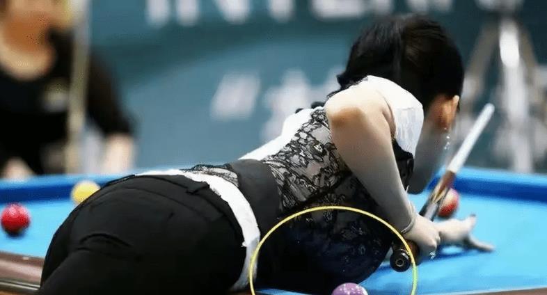 Pan Xiaoting was revealed to be in a new relationship! She has a hot and charming body, and her ...