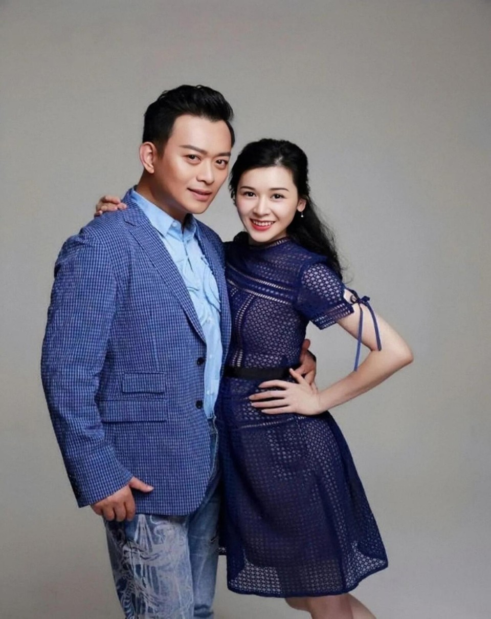 Huang Haibing's 12-year-old wife was a model champion, she is virtuous ...